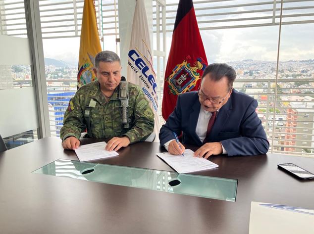 » CELEC EP Hidrotoapi firma contrato de obras civiles y adicionales del ...