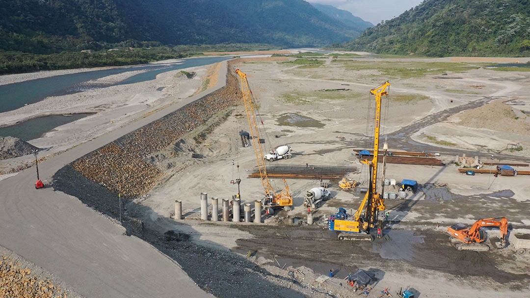» CELEC EP culminó la construcción de la pantalla de pilotes secantes ...
