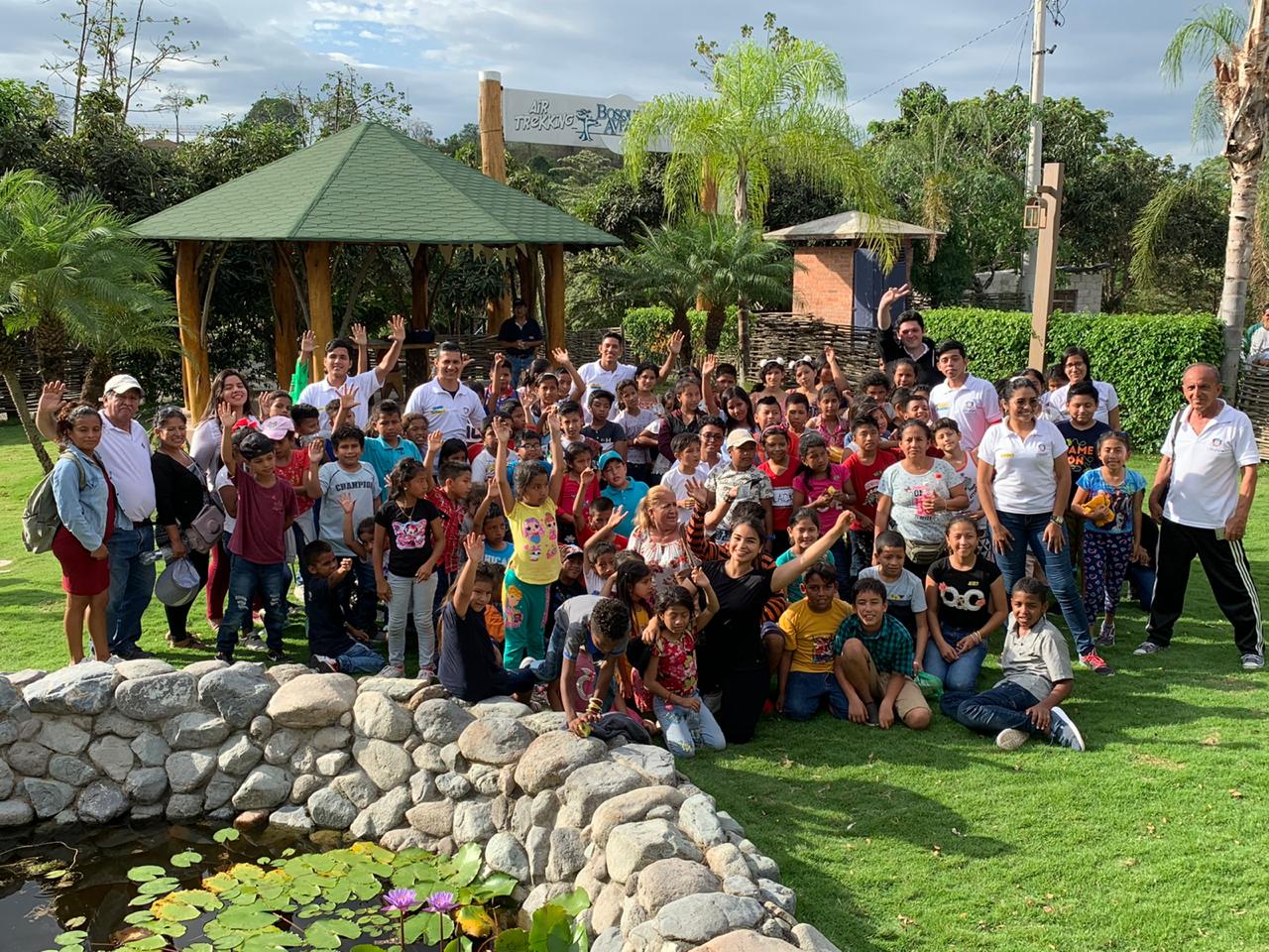 CELEC EP invirtió USD 109 mil en habitantes de la zona de influencia de ... CELEC EP invirtió USD 109 mil en habitantes de la zona de influencia de ...